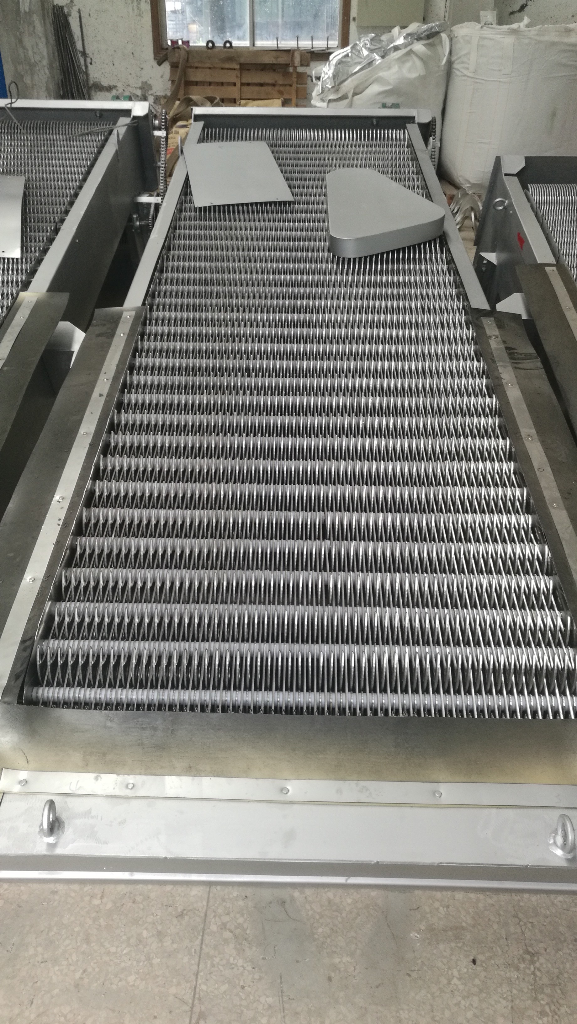Mechanical Fine Automatic Bar Screen Wastewater Treatment Solid Liquid ...